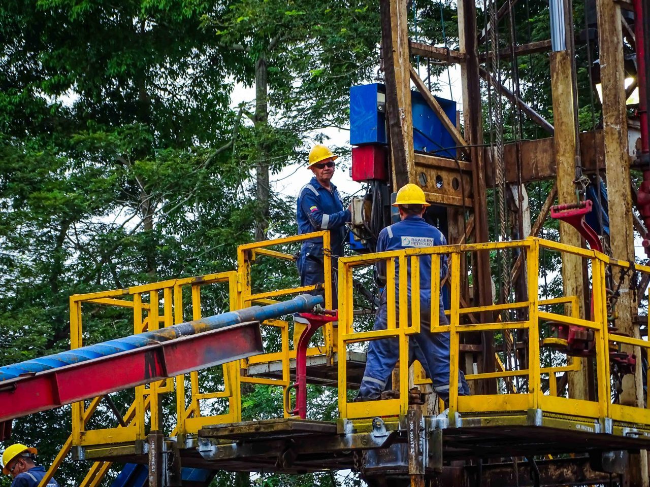 Equipos RIGS en Colombia - BRASERV Well Services & Workover